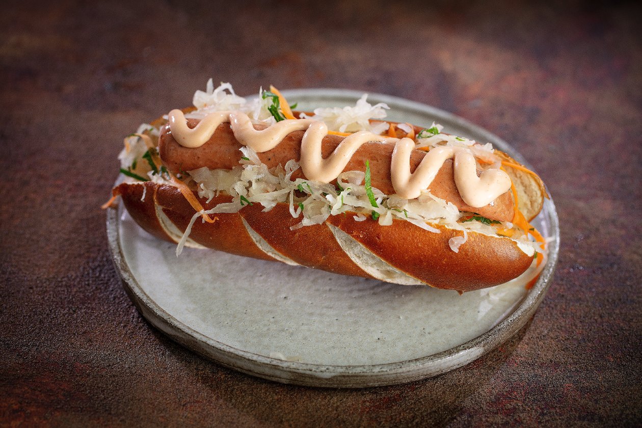 Hot Dog Ruben z kiszoną kapustą (wegetariański) - Przepis