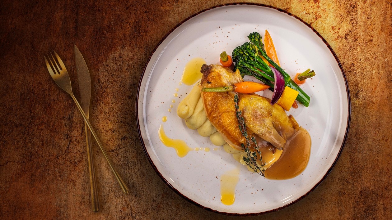 Młody kogut / puree ziemniaczano-truflowe / sos gravy - Przepis